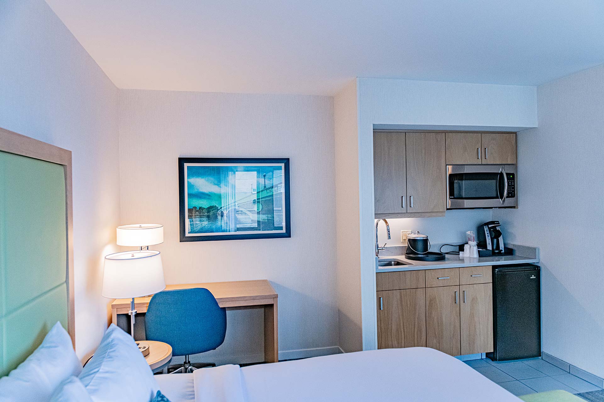 Studio Suite Guest Room in Boston | Inn at Longwood Medical